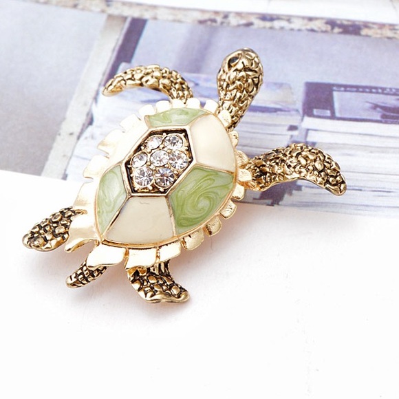 lolas_boutique_ | Jewelry | Sea Turtle Brooch Enamel Crystals 3d Gold ...